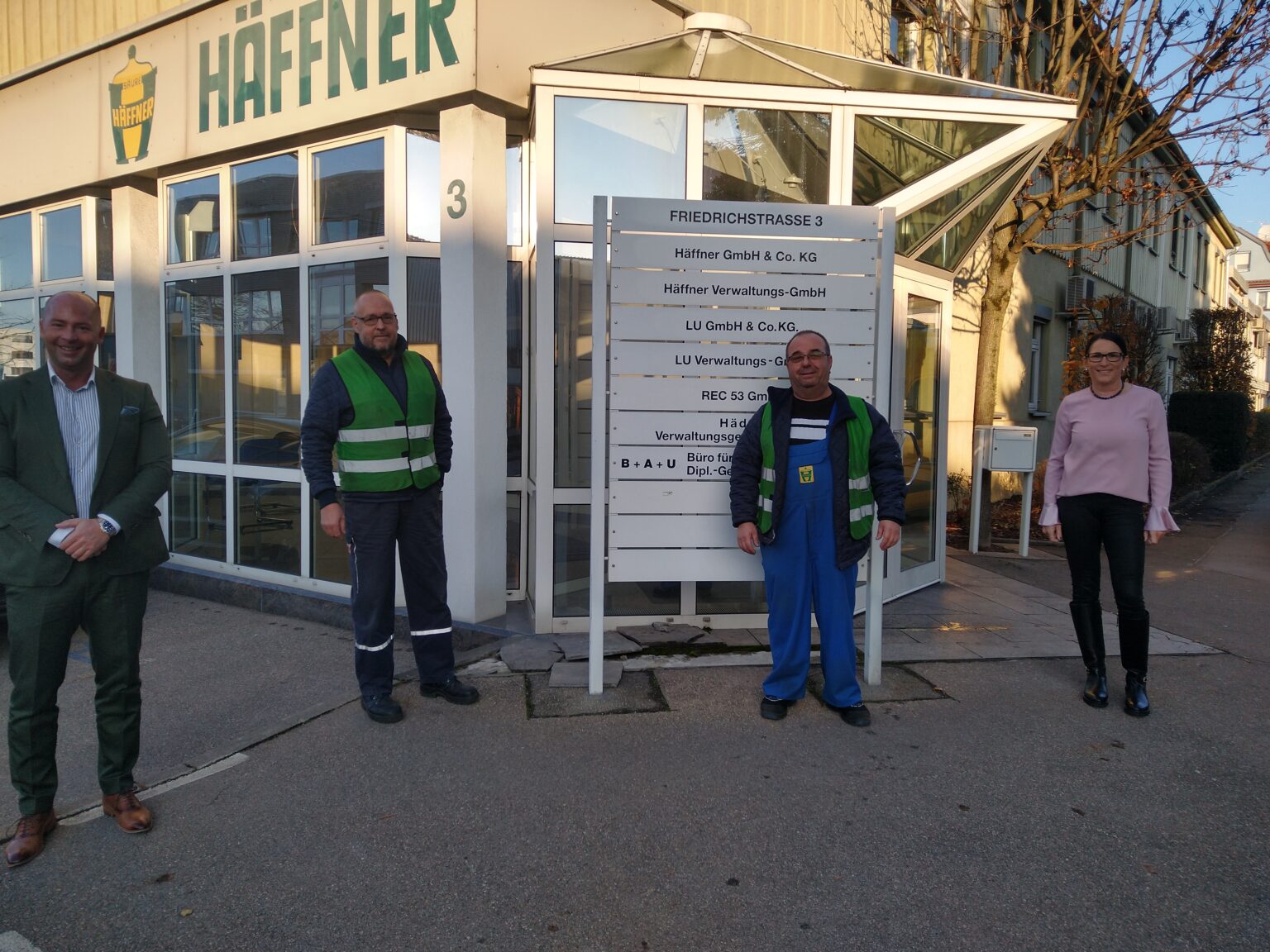 Wir gratulieren Herrn Nadir Güngör zum 40-jährigen Jubiläum