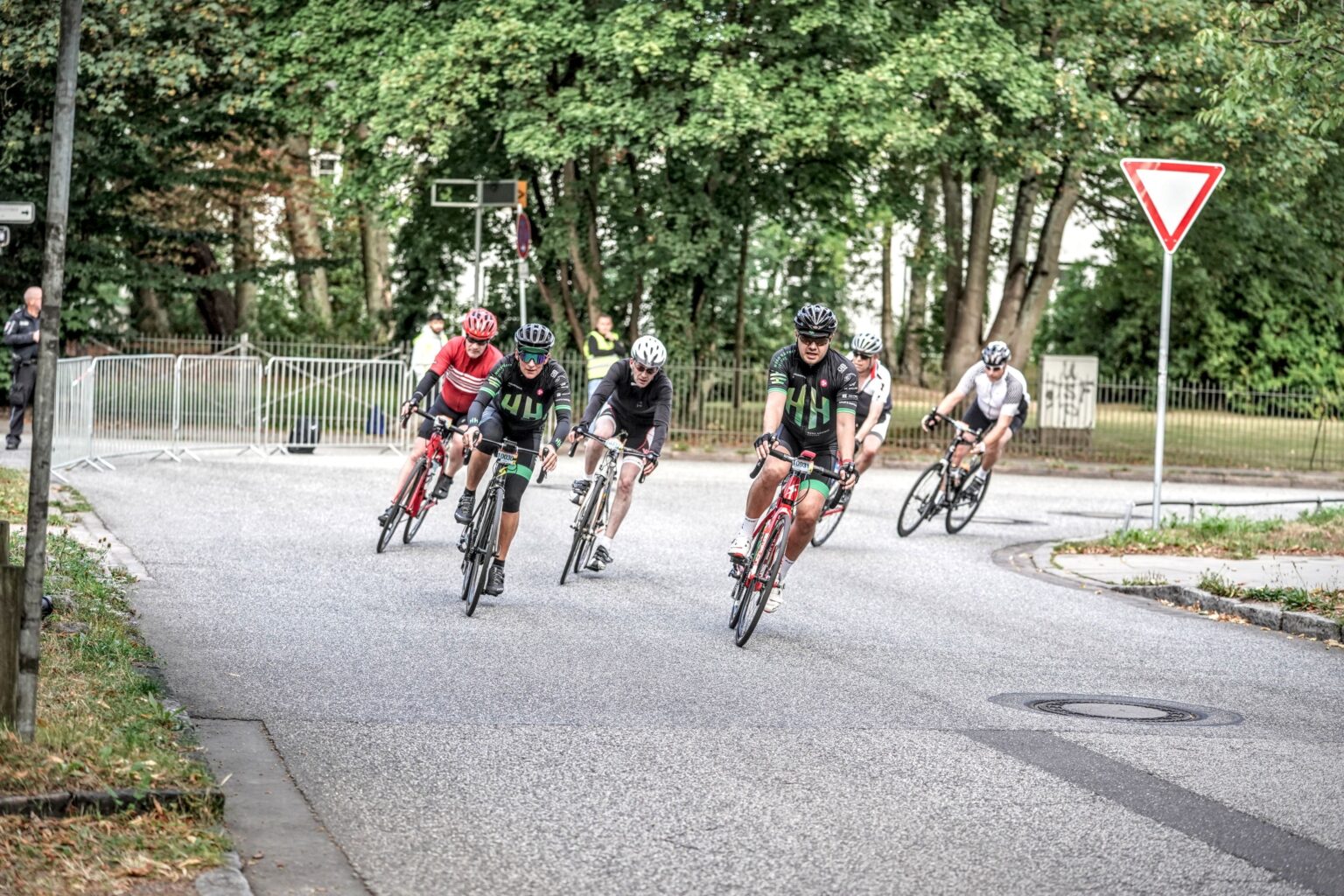 Häffner-BikeTeam erfolgreich bei den Cyclassics 2022